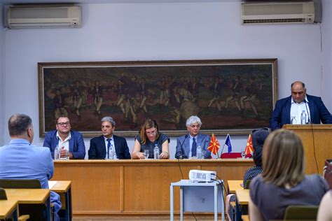 Јавна дискусија за „Националната стратегија за развој на концептот за едно општество и