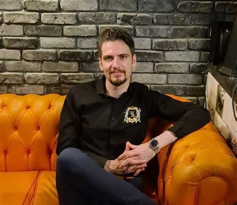 بیوگرافی دکتر سید محمد قیومی متخصص جراحی عمومی دکتر سیدمحمد قیومی