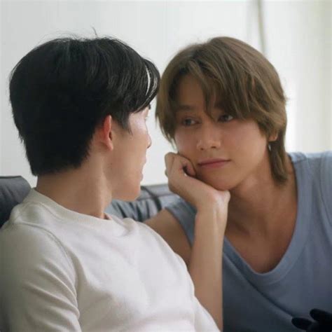 အစထဲက ယိုင်နဲ့နဲ့လေးပါဆို ဇွတ်နှိုက်လိုက်တာ လန့်ဖြန့်ပြီး ဘောင်းဘီဆွဲတင်တာတောင် ယိုင်နဲ့နဲ့လေး က