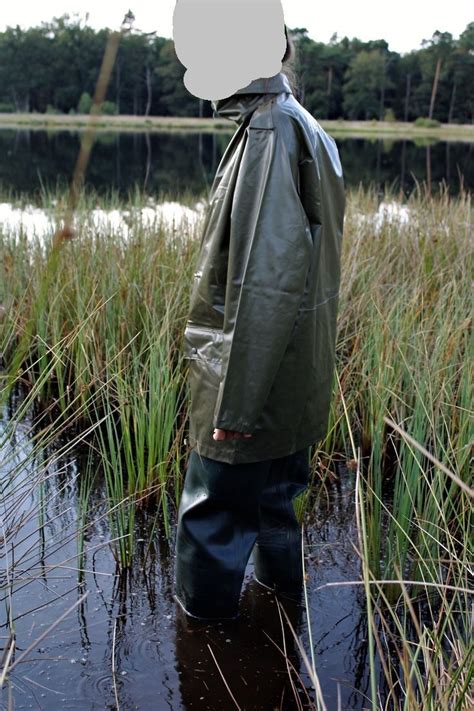 Rubber Waders In Heavy Duty Rain Suit Regenmode