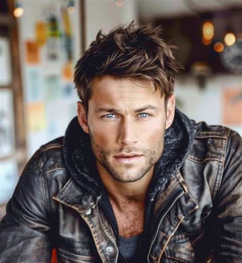 Алекс Хант Exclusive Content On Boosty