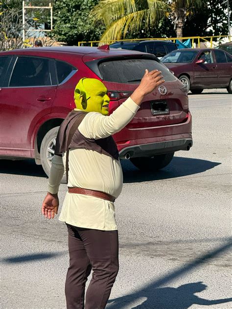 Periódico 5inco 🟢🧤🚘 México Le Gana A La Ia…shrek Evita Facebook