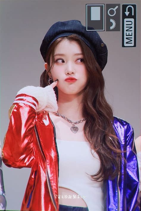 Shen Xiaoting Pics 🦌 On Twitter Rt T1ng1112 230422 샤오팅 Xiaoting