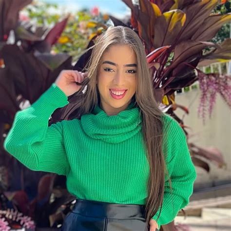 Emanuelle Herrera Reis Emanuelleherrera On Threads