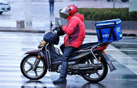 درآمد پیک موتوری در تهران چقدر است واقعی ؟ 1404 گواهیران