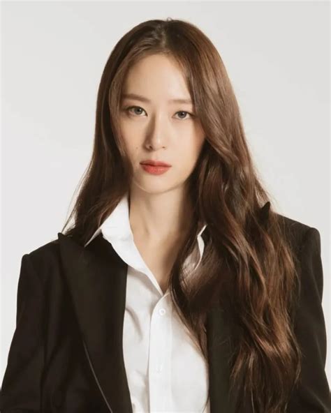 Krystal크리스탈 Jung Soojung Krystal Is Reportedly Casted As The