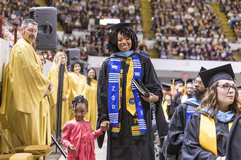 Uwms Class Of 2019 Shows Its Pride At Commencement Uwm Report