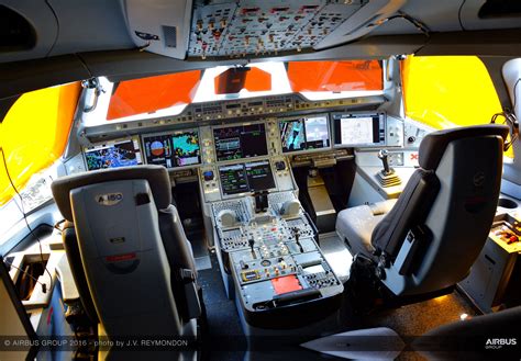 A350 Xwb Cockpit Flight Training News