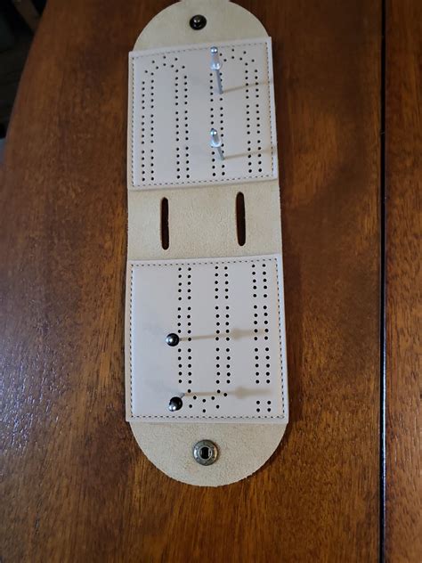 Portable Cribbage Board Game Set Foldable Leather Travel Cribbage Games Board With 4 Metal
