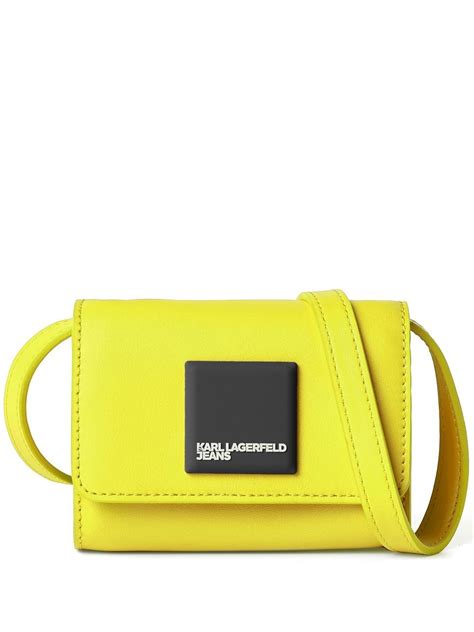 테크 로고 패치 나노 백 231j3206107 107 칼 라거펠드 페칭 Fetching