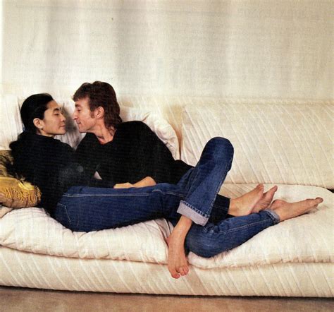 John Lennons Feet