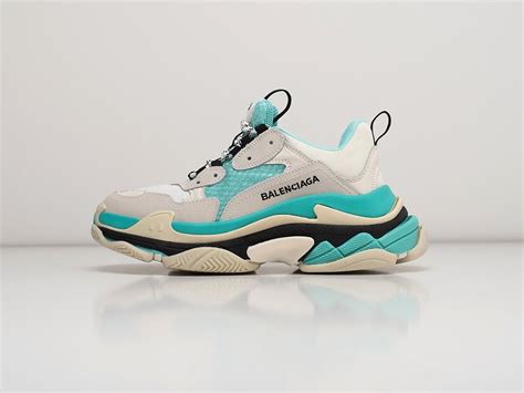 Купить Кроссовки Balenciaga Triple S цвет Серый купить по цене 5270 ...