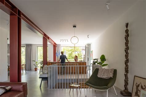 House With Four Columns Created By Unknown Architects In Amsterdam