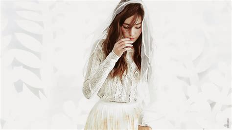 1012290 Women Redhead Model Closed Eyes Brunette Asian