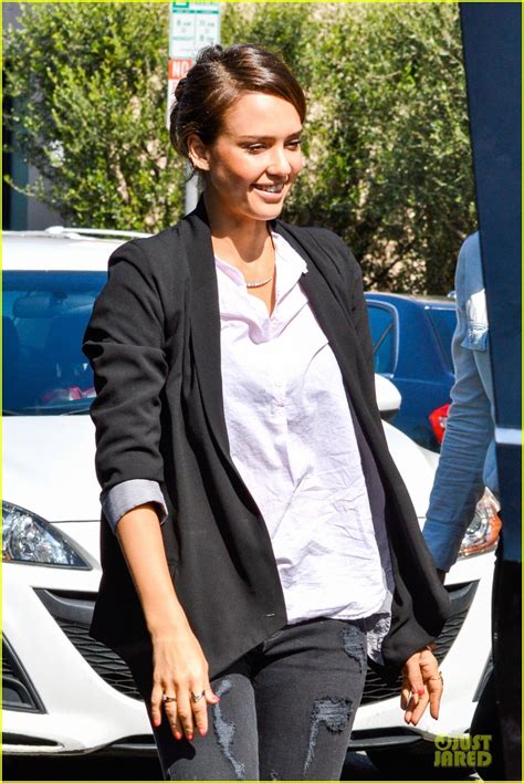 Jessica Alba In Talks For The Veil Role Photo 3053788 Cash