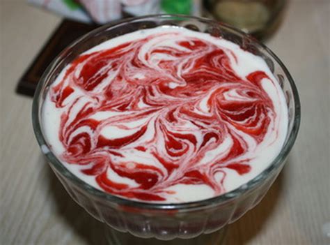 Рецепт сметанно-клубничного желе с фото пошагово на Вкусном Блоге