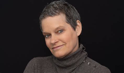 Biographical Information Phyllis Gordon