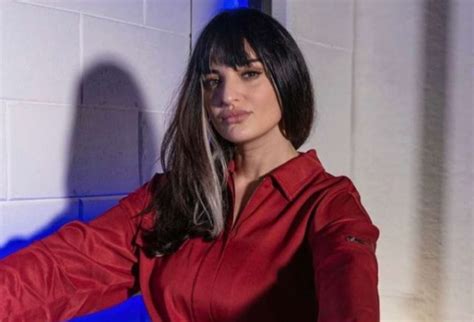 Arisa Nuda Sui Social La Cantante Fa Una Bizzarra Richiesta Ai Fan FOTO