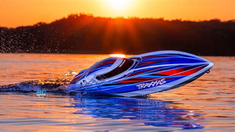 traxxas disruptor high performance brushless boat rc driver