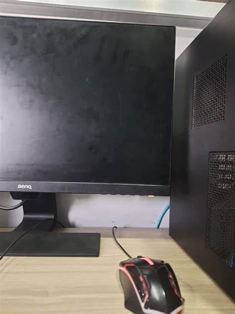 PC Turns On But No Display Here S How To Fix The Nature Hero