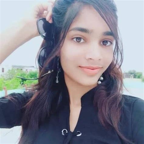 Divya Meena Divya Meena 1216 On Threads