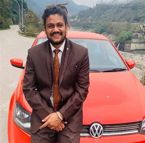 Baba Hansraj Raghuwanshi Biography Wiki Girlfriend Age Facts And More