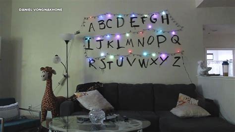 Couple Inspired By Stranger Things Reveals Sex Of Baby Good Morning America