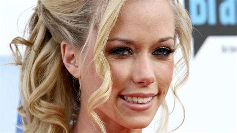 Kendra Wilkinson ‘i Didnt Know I Had To Have Sex With Hef