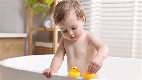 100 лучших идей что подарить девочке на 1 год список недорогих и оригинальных подарков на день