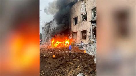 Последствия обстрела Рыльска в Курской области показали на видео Новости Первый канал