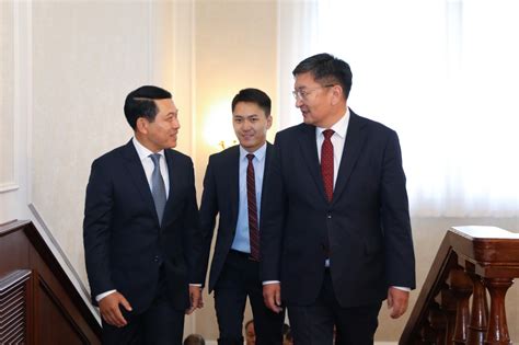 БНАЛАУ ЫН ЕРӨНХИЙ САЙДЫН ОРЛОГЧ ГАДААД ХЭРГИЙН САЙД САЛӨМСАЙ ГУММАСИТ