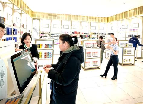 ФОТО Монгол Хятадын хилийн Замын Үүд боомтод Солонгосын алдарт Star Duty Free худалдааны