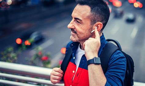 Best Earbuds That Is Also Good For Phone Calls In GadgetStripe