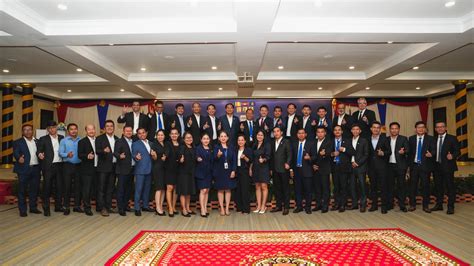 ទិវាមនុស្សធម៌ ក្រោមប្រធានបទ ធនាគារ អេស ប៊ី អាយ លី ហួរ ដើម្បីស្នាមញញឹមកុមារកម្ពុជា