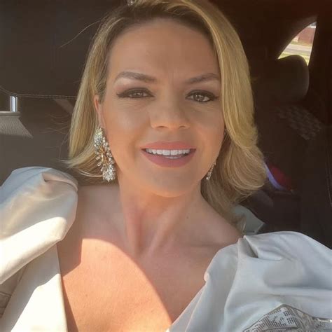 Alina Anca Ancaalina • Threads Say More