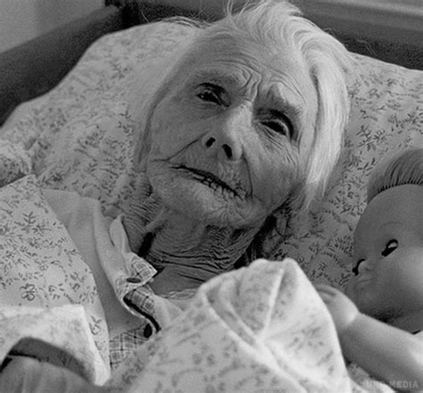 Як доглядати за родичами які страждають від деменції