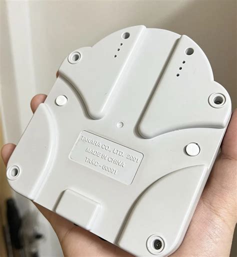 Japanese Modder Transforms Obscure Ps1 Controller Into Portable Console
