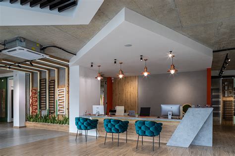 Контакти Style Radiators — дизайнерські радіатори та рушникосушки у Львові