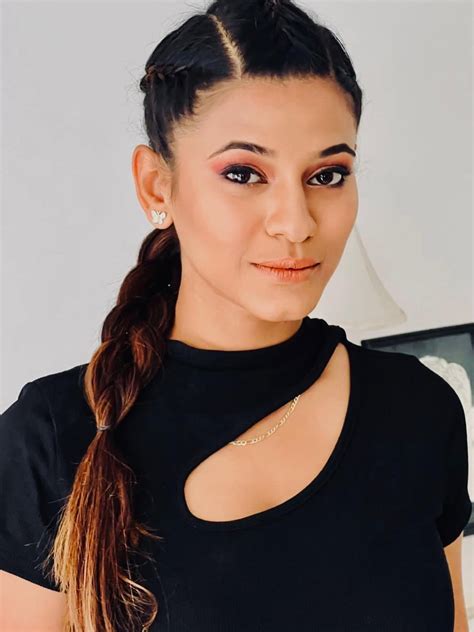 Chamathka Lakmini Hq Photo Gallery