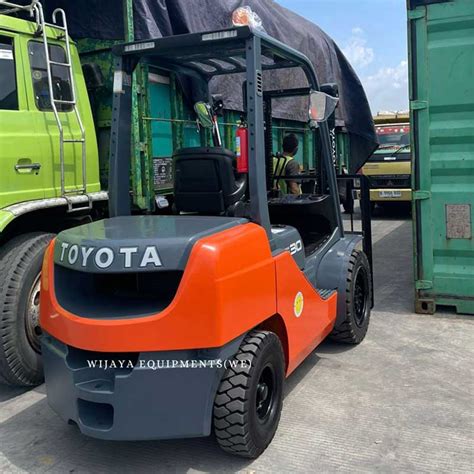 Toyota Forklift 3 Ton Wijaya Equipments