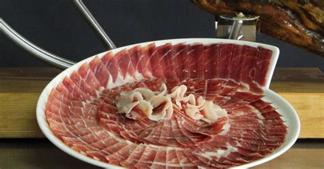 El Truco Que Recomiendan Los Expertos Para Evitar Que Le Salga Moho Al Jamón Serrano O Ibérco En