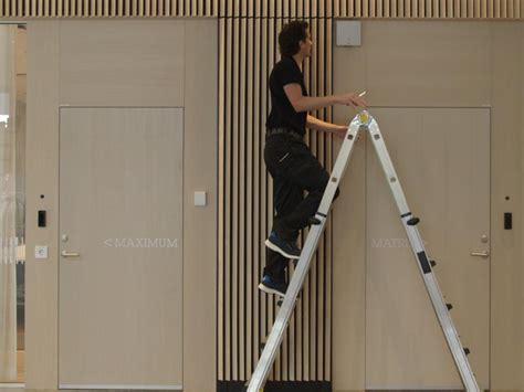 Axis A16 Network Door Controller Series Axis Communications