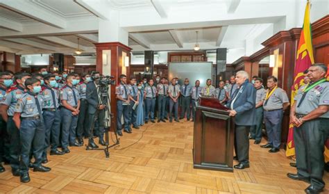 ලෝක බාලදක්ෂ ජම්බෝරියට සහභාගී වන අපේ බාලදක්ෂයන්ට ජනපති කිවුව දේ… Life Traveler