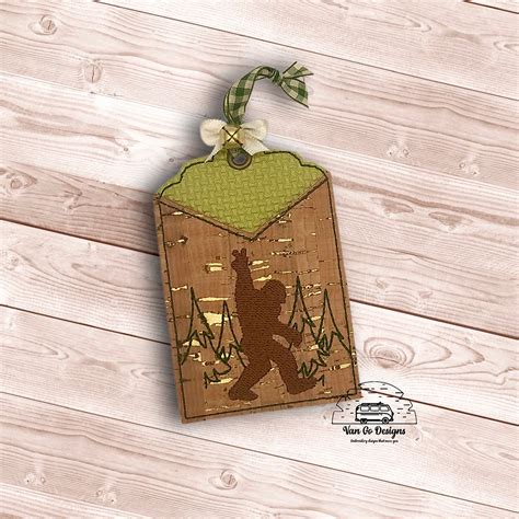 Peace Out Bigfoot Scallop T Card Holder Digital Download Van Go