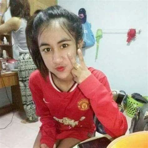 Pin By Kuwuh Jeffry On Manis Manja Imut Women S Top Women Fashion