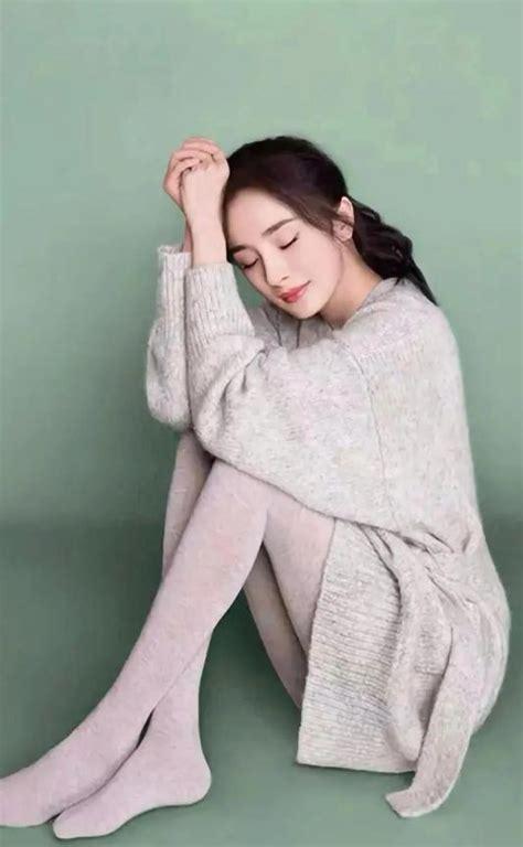 娱乐圈再曝大瓜！85后知名女星组织“身体”交易，要旗下艺人接客