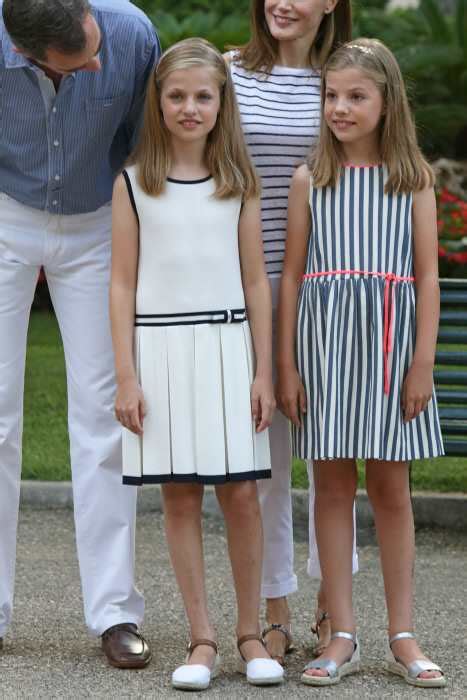Así Han Cambiado Los Estilos Veraniegos De Leonor Y Sofía En Mallorca