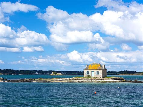 The Worlds Smallest Inhabited Islands Daily Passport