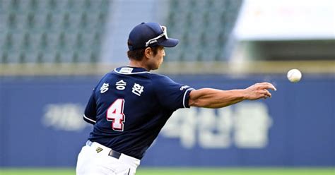 두산 송승환 롯데 조세진 상무 손성빈 등 U 23 대표팀 발탁