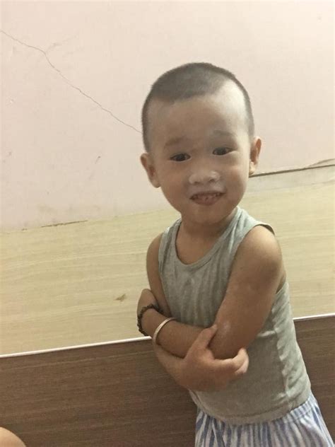 Ang T M Cho Con Trai L N M Tr Tr Ra Ng Con Trai Nh Th Th Y C Nh T Ng H I H Ng Tr C M T